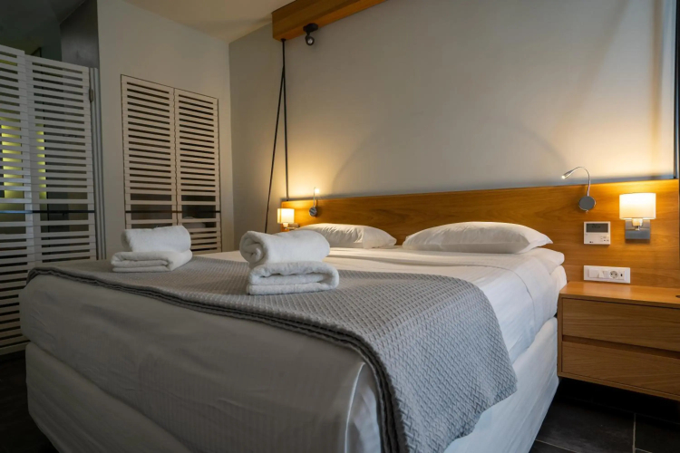 Meltemi Excelsior Suites And Spa - Santorini