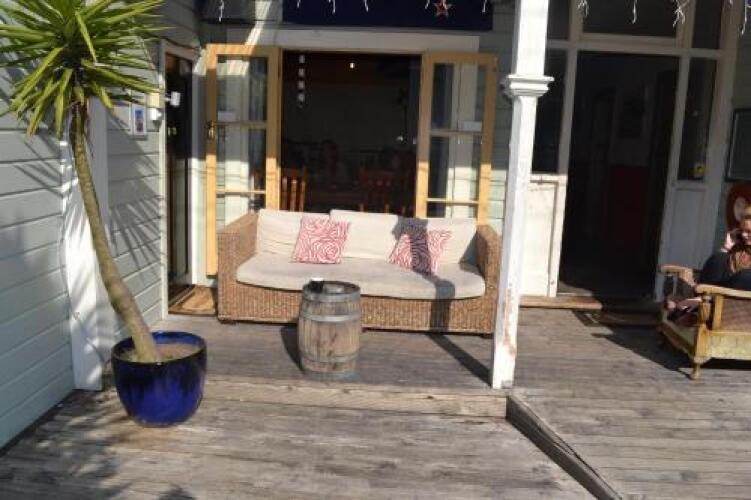 Worldwide Backpackers Limited - Wellington, New Zealand