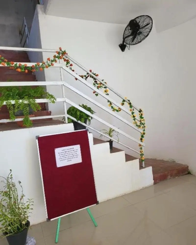 Chaya Mega Hostel - Mirissa