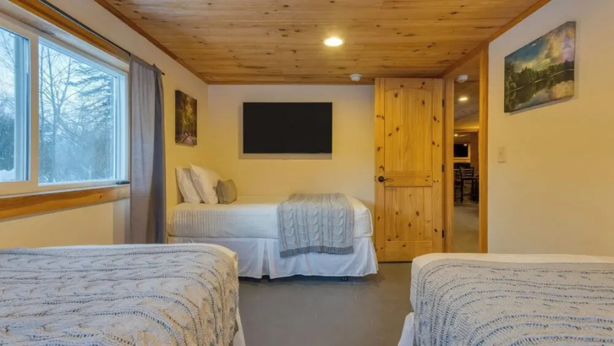 Mins To Hunter Mountain Sleeps 36 Pool, Spa, Games & Bar Cozy Peaks Lodge By Avantstay - Tannersville, NY