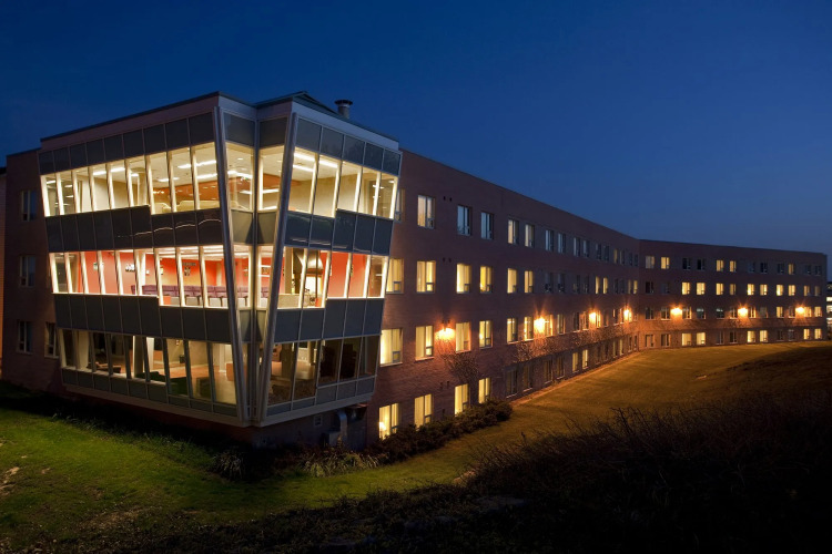 Residence & Conference Centre - Oshawa - 오샤와