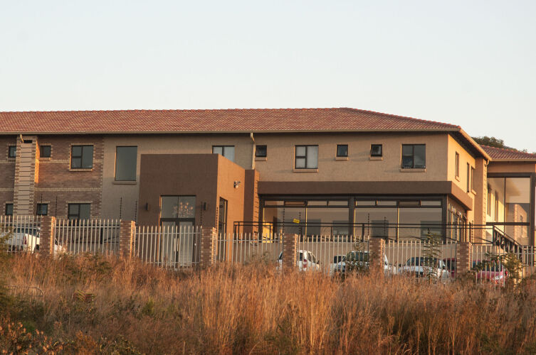Eagle Nest Luxury Accommodation - Krugersdorp