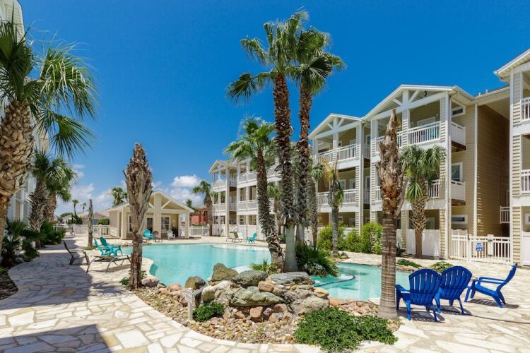 Resort Pool! 3 Bedroom Atv Optional Sleeps 10 - Corpus Christi, TX