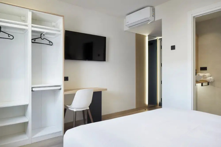 Pensión Pakeleku - Pyrenees