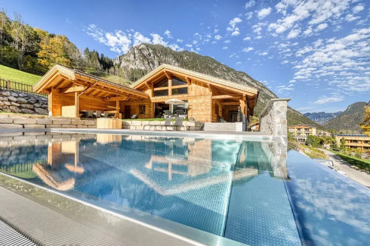 Chalet Gm In Brand With 5 Bedrooms And 4 Bathrooms - Brandnertal