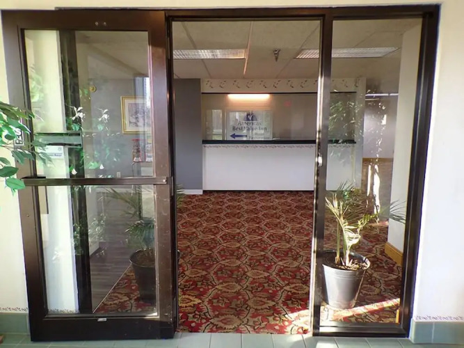 Morton Inn - 레드우드 카운티