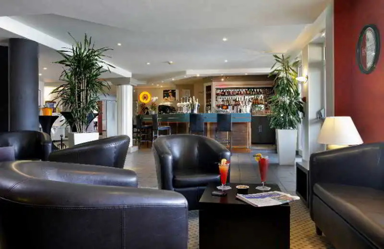 Hotel Du Golf De Lailette, The Originals Relais (Qualys-hotel) - Chamouille