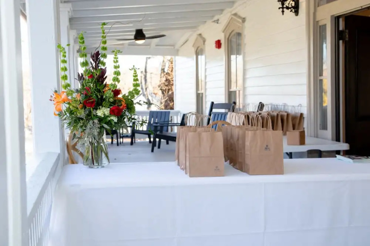 The Colonial Inn, An Ascend Collection Hotel - Hillsborough, NC