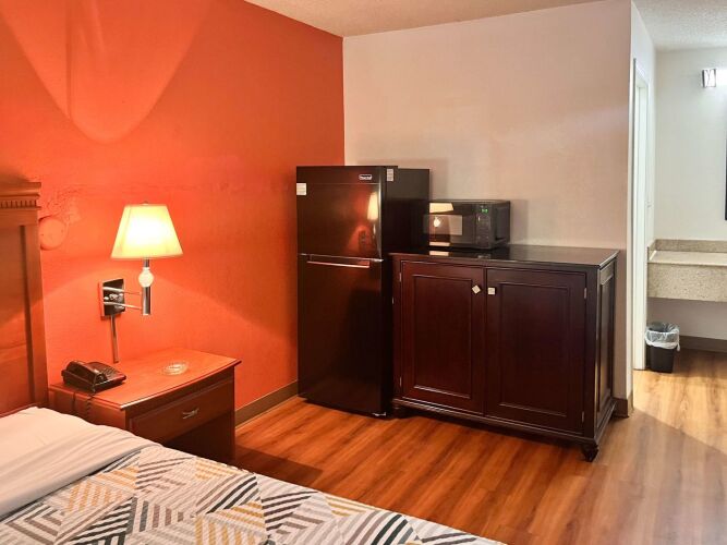 Studio 6 Suites Dayton, Oh - Englewood - Dayton, OH
