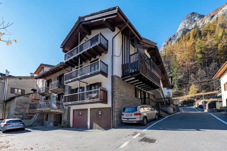 Graceful Apartment In Courmayeur - Courmayeur