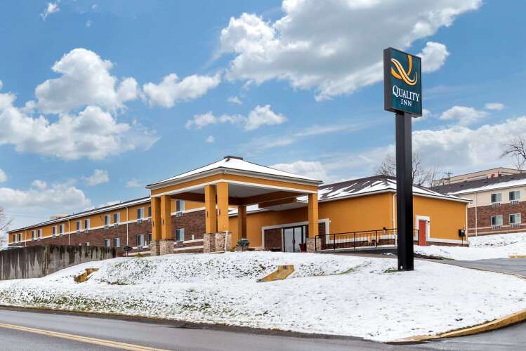 Quality Inn - Sewickley, PA