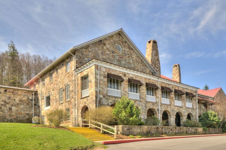 Mountain Lake Lodge - Blacksburg, VA