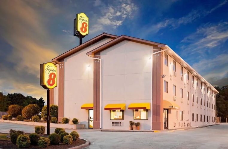 Super 8 Johnson City - Johnson City, TN