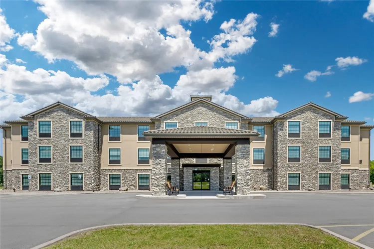 Comfort Inn & Suites Medina Ny Near Erie Canal - Albion, NY