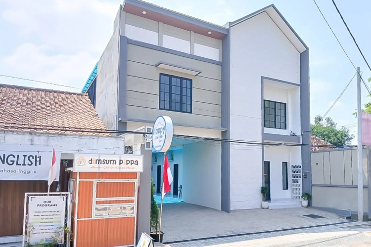 Happy Living Syariah Near Stasiun Klaten Mitra Reddoorz - Klaten