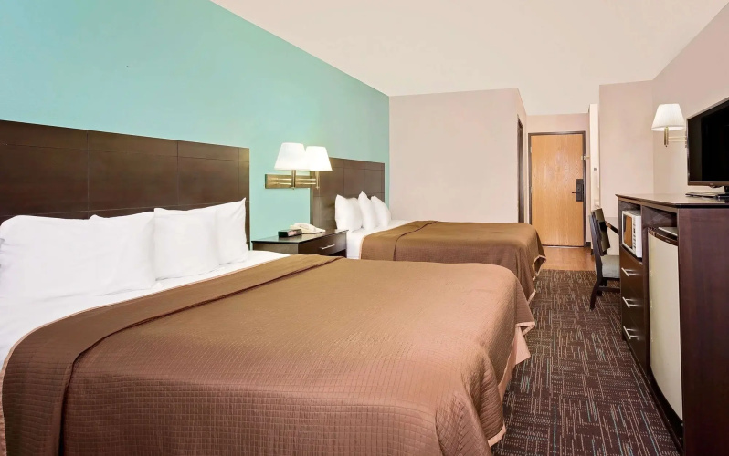 Howard Johnson Gothenburg - Gothenburg, NE