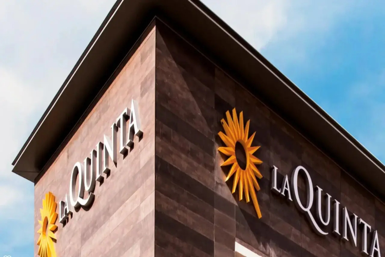 La Quinta Inn & Suites By Wyndham Kelowna Bc - Kelowna