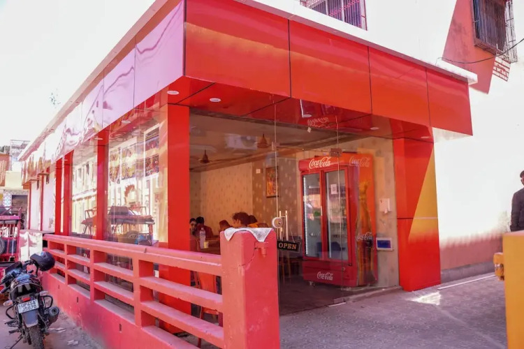 Hotel Ramlalla Palace - Ayodhya