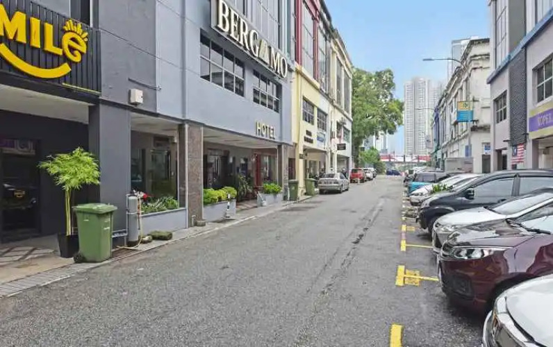 Bergamo Hotel - Sentul