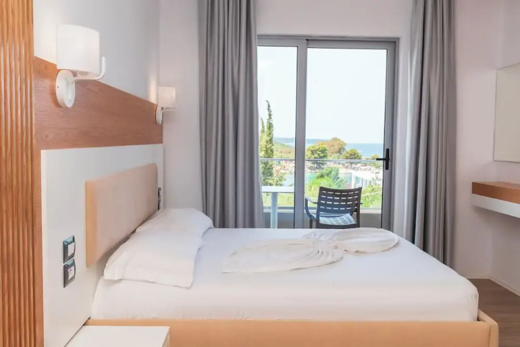 Ventus Hotel - Ksamil