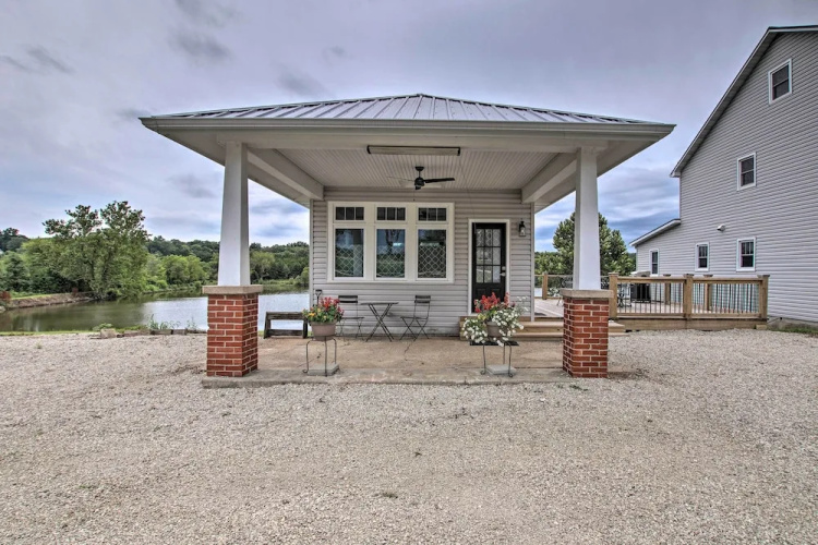 Lakefront Studio Guest Home On Hermann Wine Trail! - Hermann, MO