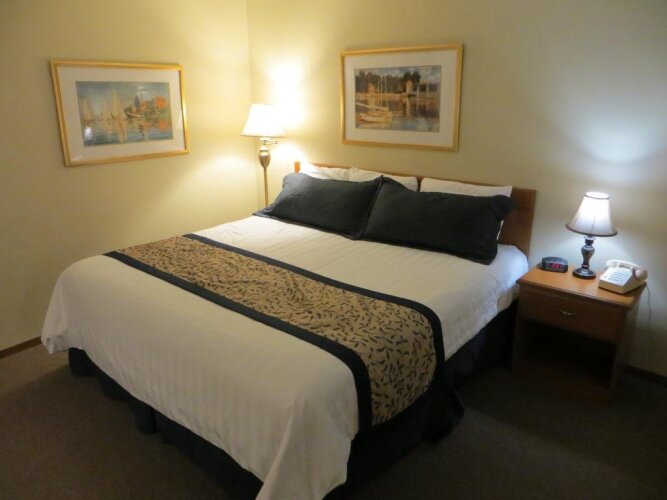 Pine Grove Resort - Sister Bay, WI