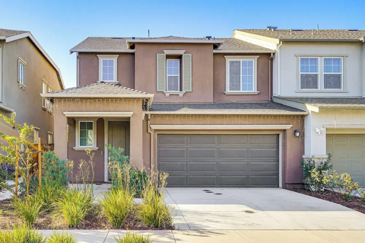 8 Mi To Lincoln Park: Family-friendly Tracy Home - Tracy, CA