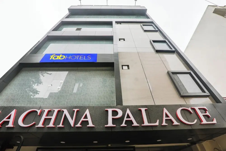 Fabhotel Rachna Palace And Banquets - 