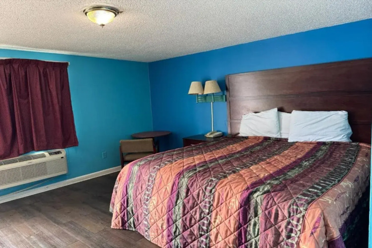 Holiday Motel By Belvilla Cleveland, Tn - Cleveland, TN