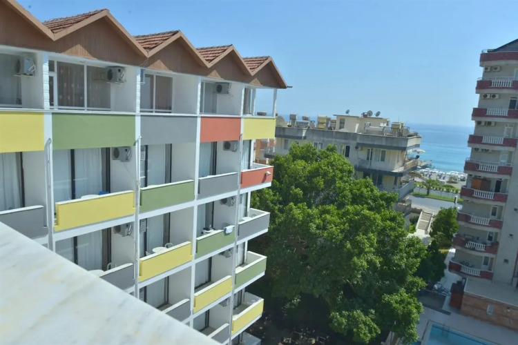 Vi̇va Beach Hotel - Mahmutlar