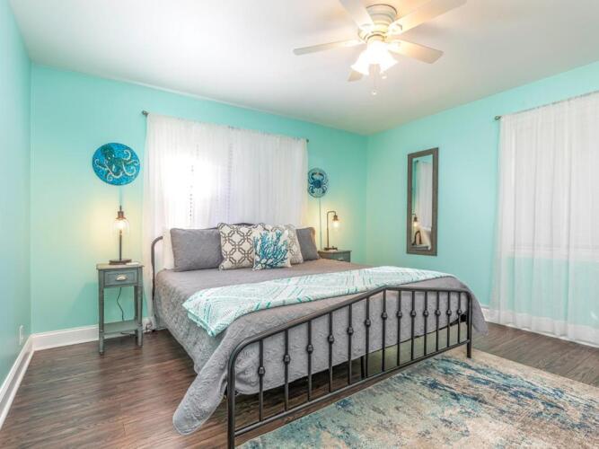 Castaway Cottage - Tybee Island