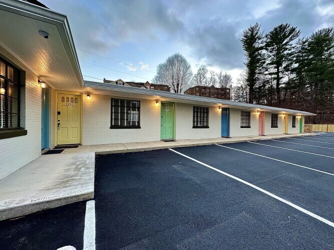 Blue Ridge Tourist Court - Blowing Rock, NC