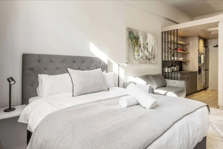 Modern Apt Co-working East City - Cape Town