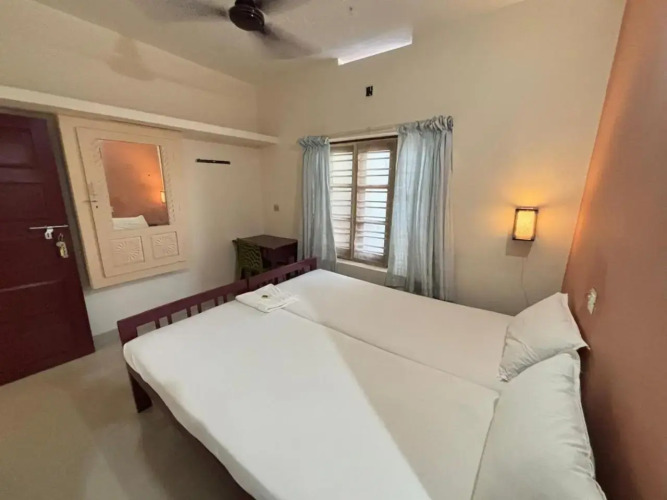 Seabreeze Varkala Beach Resort - Varkala