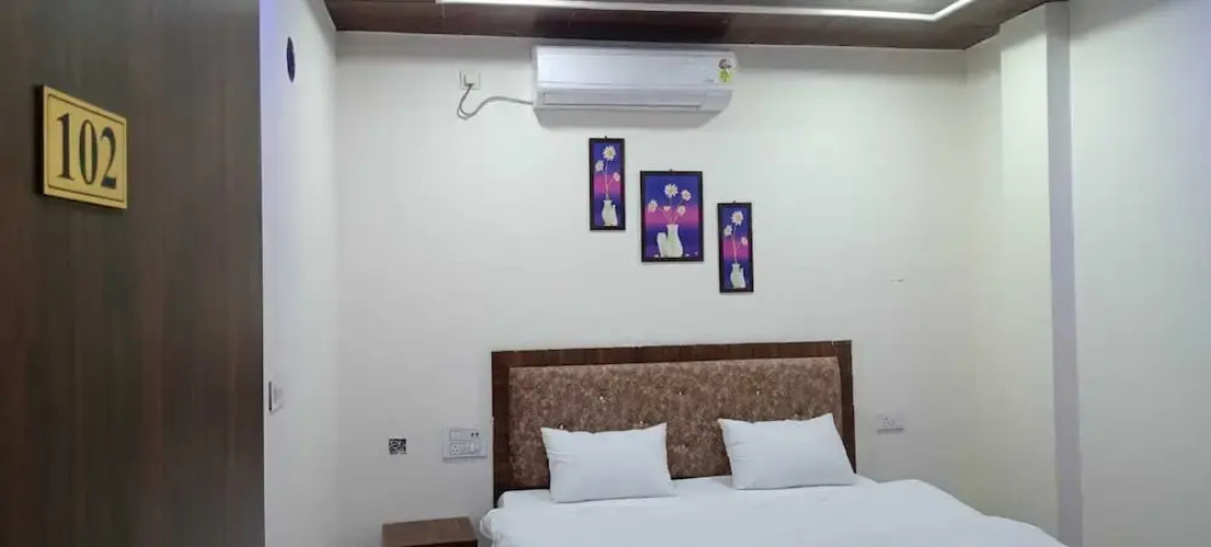 Hotel Royal Sagar By Grb - Sagar