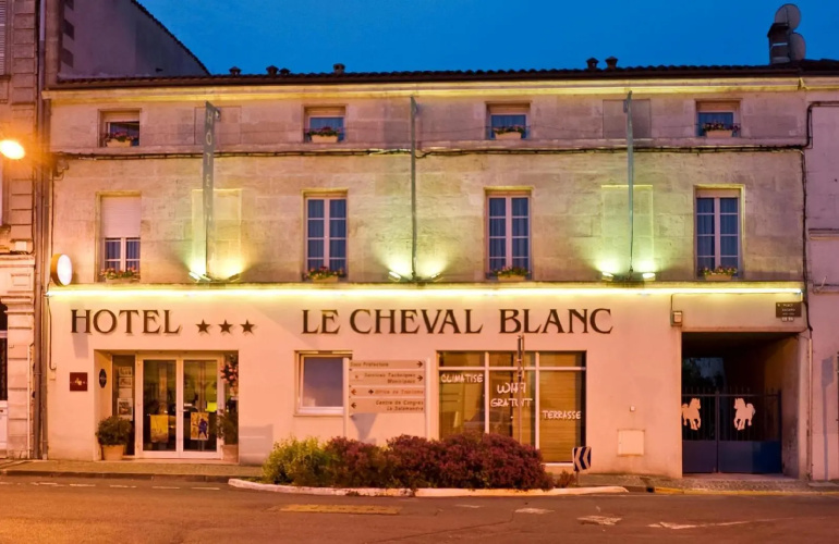 Citotel Le Cheval Blanc - Cognac