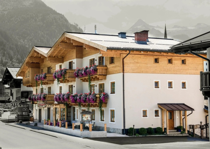 People's Hotel - Kaprun