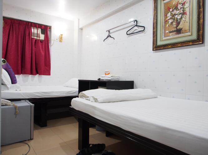 Singh Guest House - Central