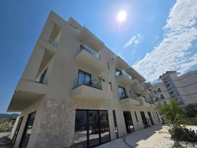 Sondor Hotel - Ksamil