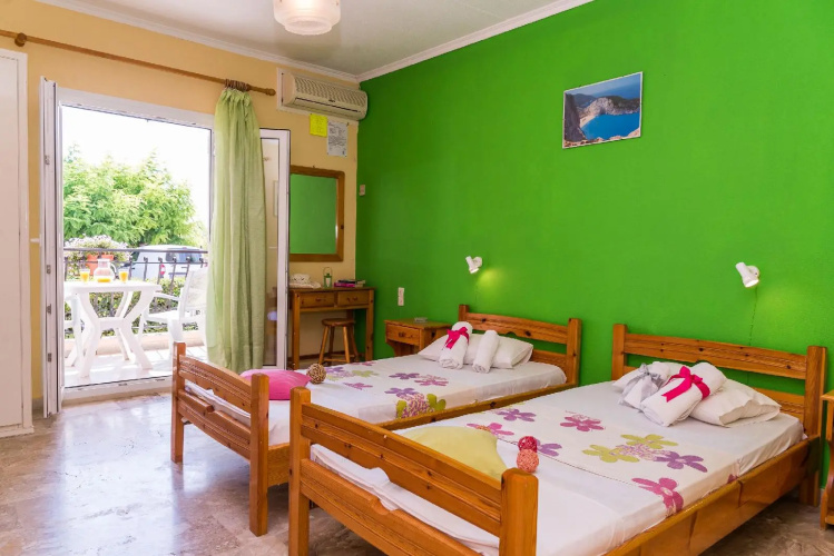 Roussa's Studios And Apartments - Zakynthos