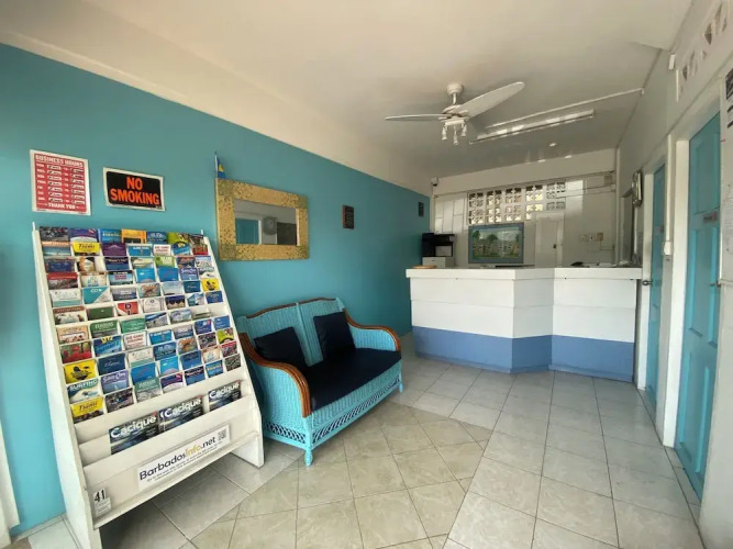 Melrose Beach Apartments - Worthing