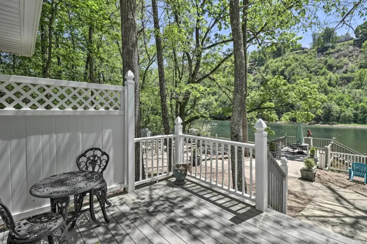 Trout Fishing Retreat On White River W/ Patio - Bull Shoals, AR