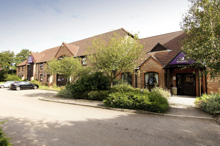 Premier Inn Bridgend - M4 J35 - Vale of Glamorgan