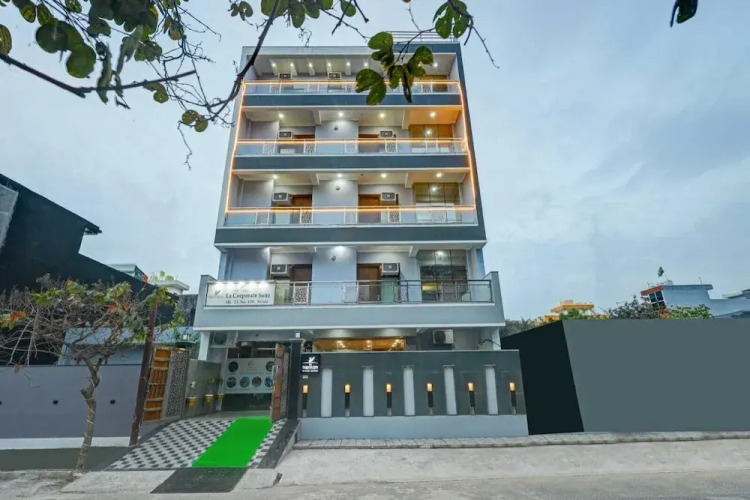 Hotel La Corporate Suite - Faridabad
