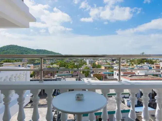 West Island Story Inn - Sanya