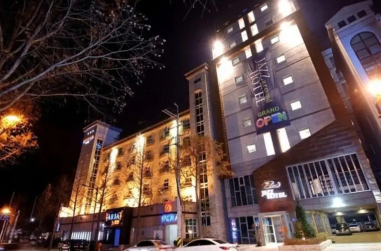 Jazz Around Hotel - Jeollabuk-do