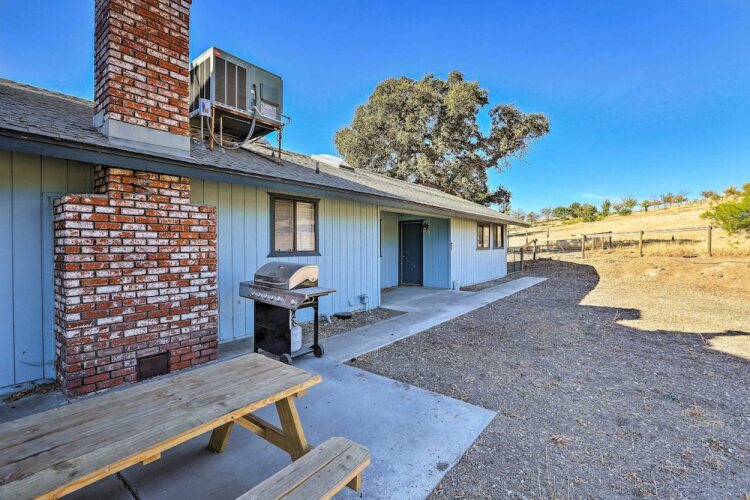 Pleasant Valley Wine Trail Home - Near Paso Robles - San Miguel, CA