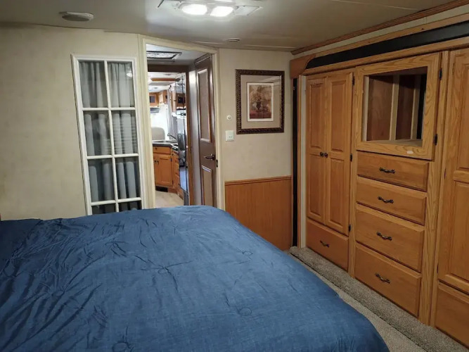 Vigilante Inn Covered Wagon - Tombstone, AZ