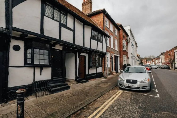 1400 Cottage An Enchanting Unique Stay - Henley-on-Thames