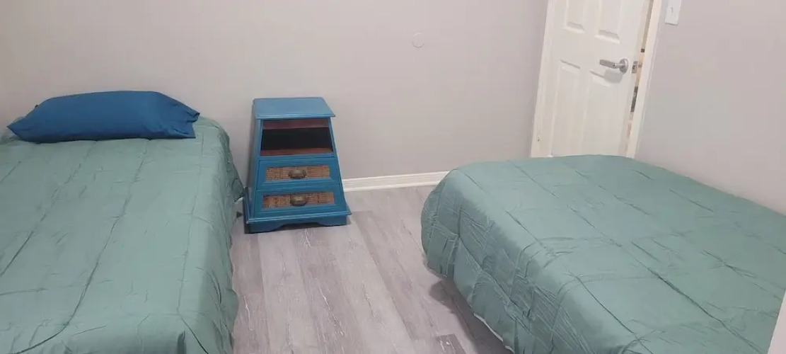 Fresh Crash Pads 3 - Houston, TX